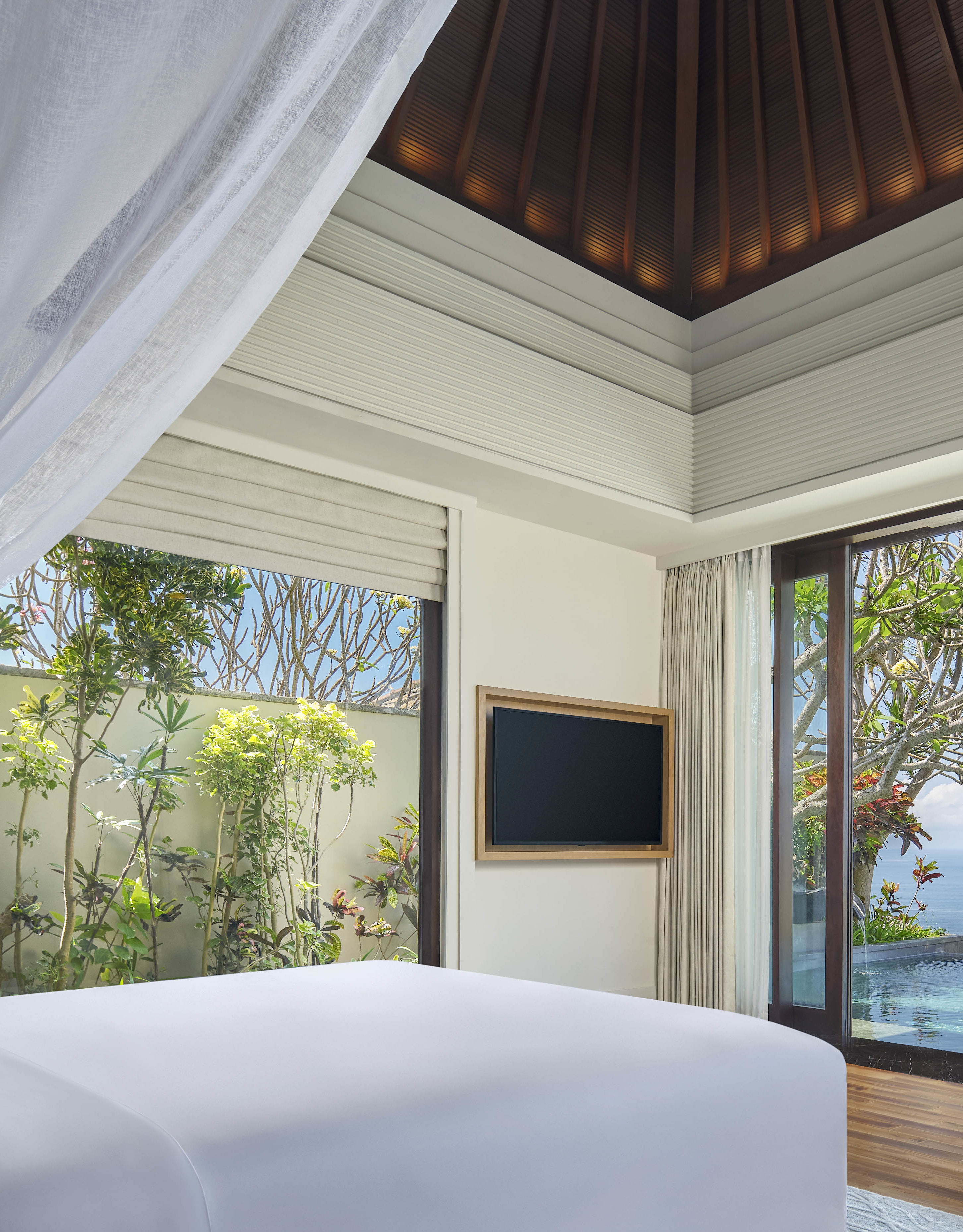 Luxury Clifftop Villas | Umana Bali, LXR Hotels & Resorts